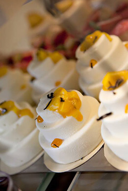 NOUFARA PASTRY - pastry shop in Tinos Chora | Tinosecret